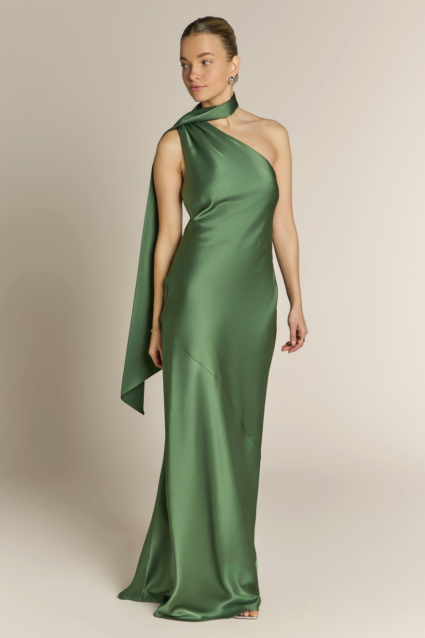 Rewritten London Occasionwear | Bridesmaid Dresses | Wedding Dresses