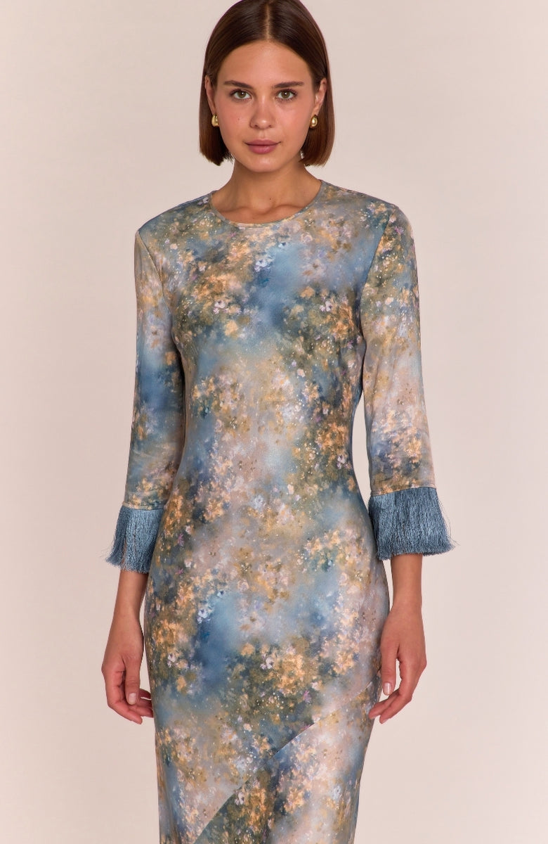 Dolly Fringe Sleeve Dress in Blue Print – Rewritten